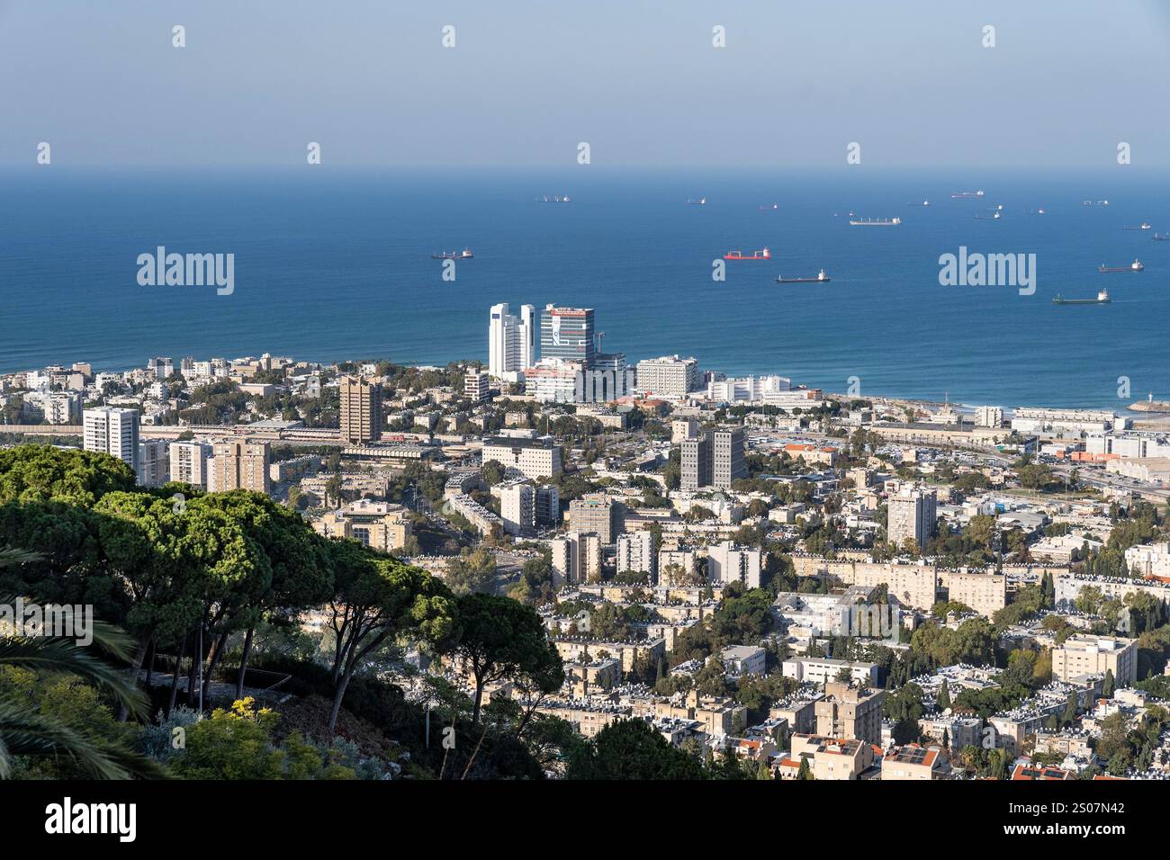 Haifa, New York, USA. 25th Dec, 2024. View of the city of Haifa and ...