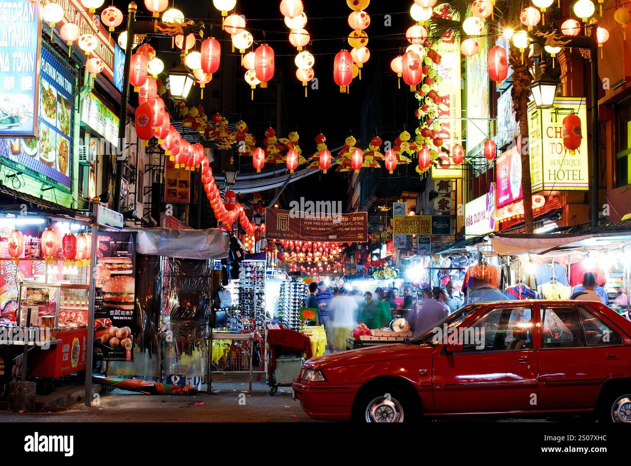 Night market in malaysia hi-res stock photography and images - Alamy