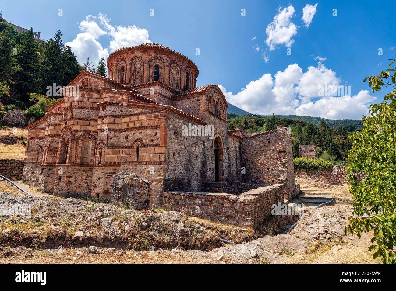 The Byzantine Church of Agioi Theodoroi in Mystras, a remarkable ...