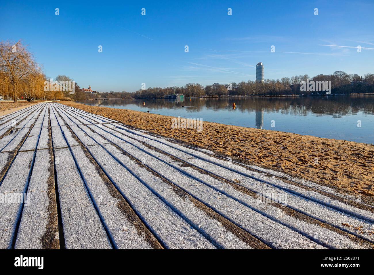 Frostiger Morgen am 2. Weihnachtsfeiertag, Nürnberg, 26.12.2024 ...