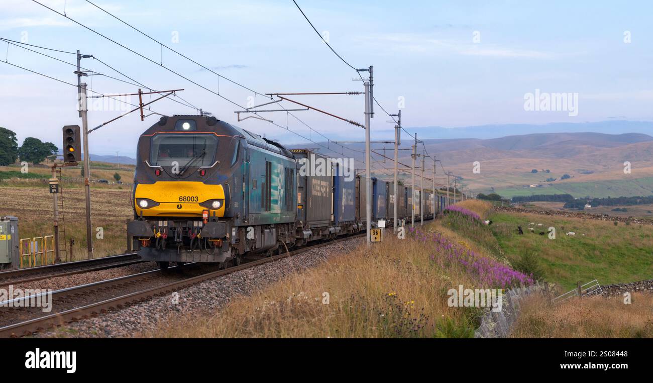 Direct rail Services class 68 diesel locomotive hauling a heavy ...