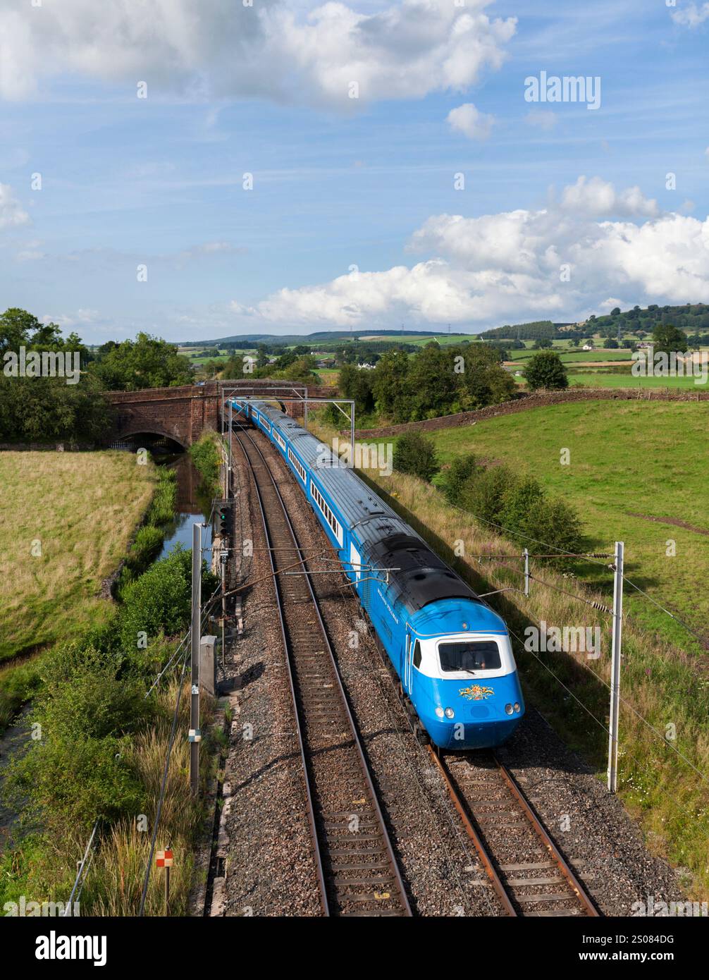 The Locomotive Services Blue Pullman luxury dining train on the west ...