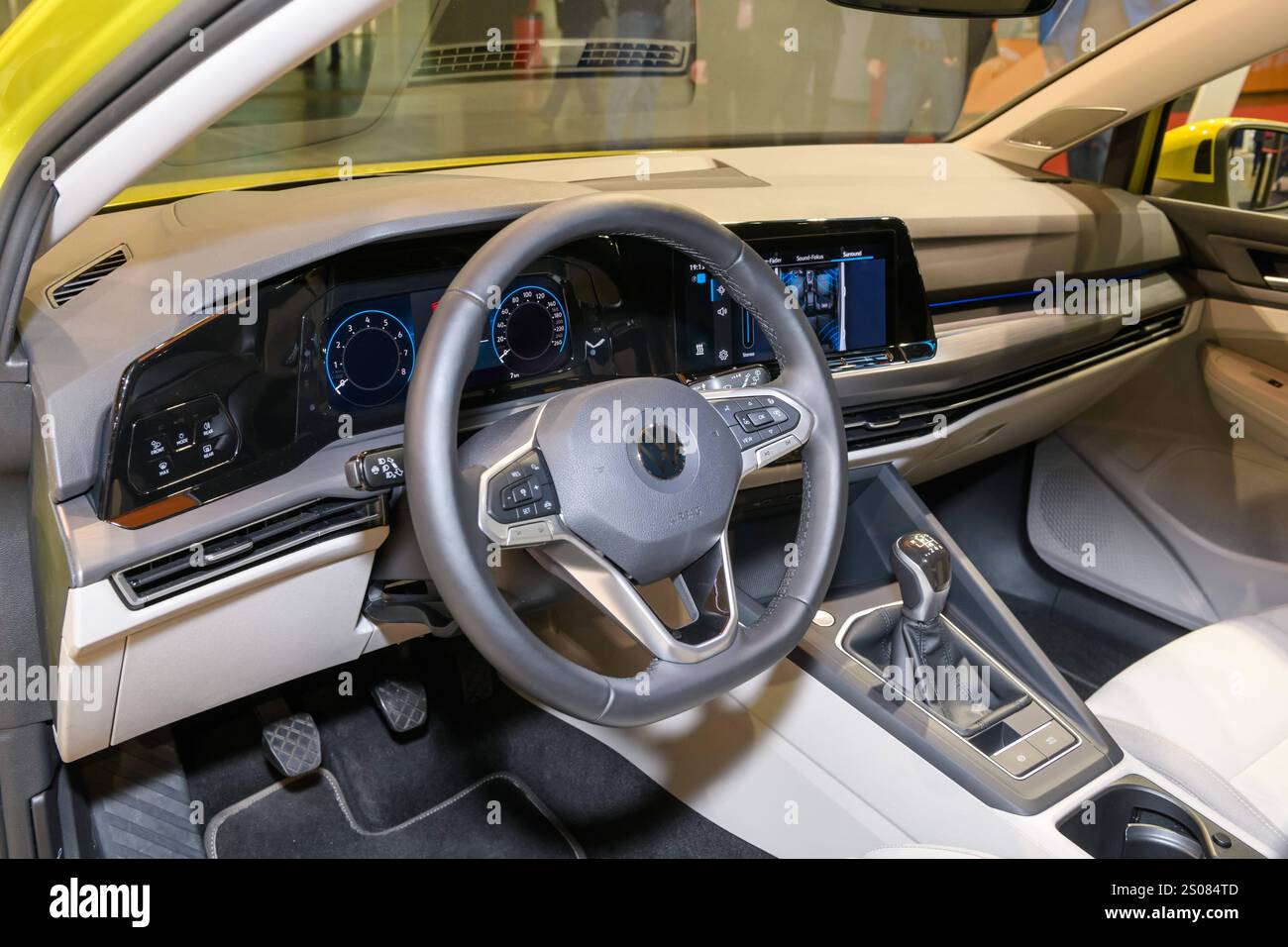 vienna, austria, 15 jan 2020, autoshow, cockpit, steering wheel of a ...