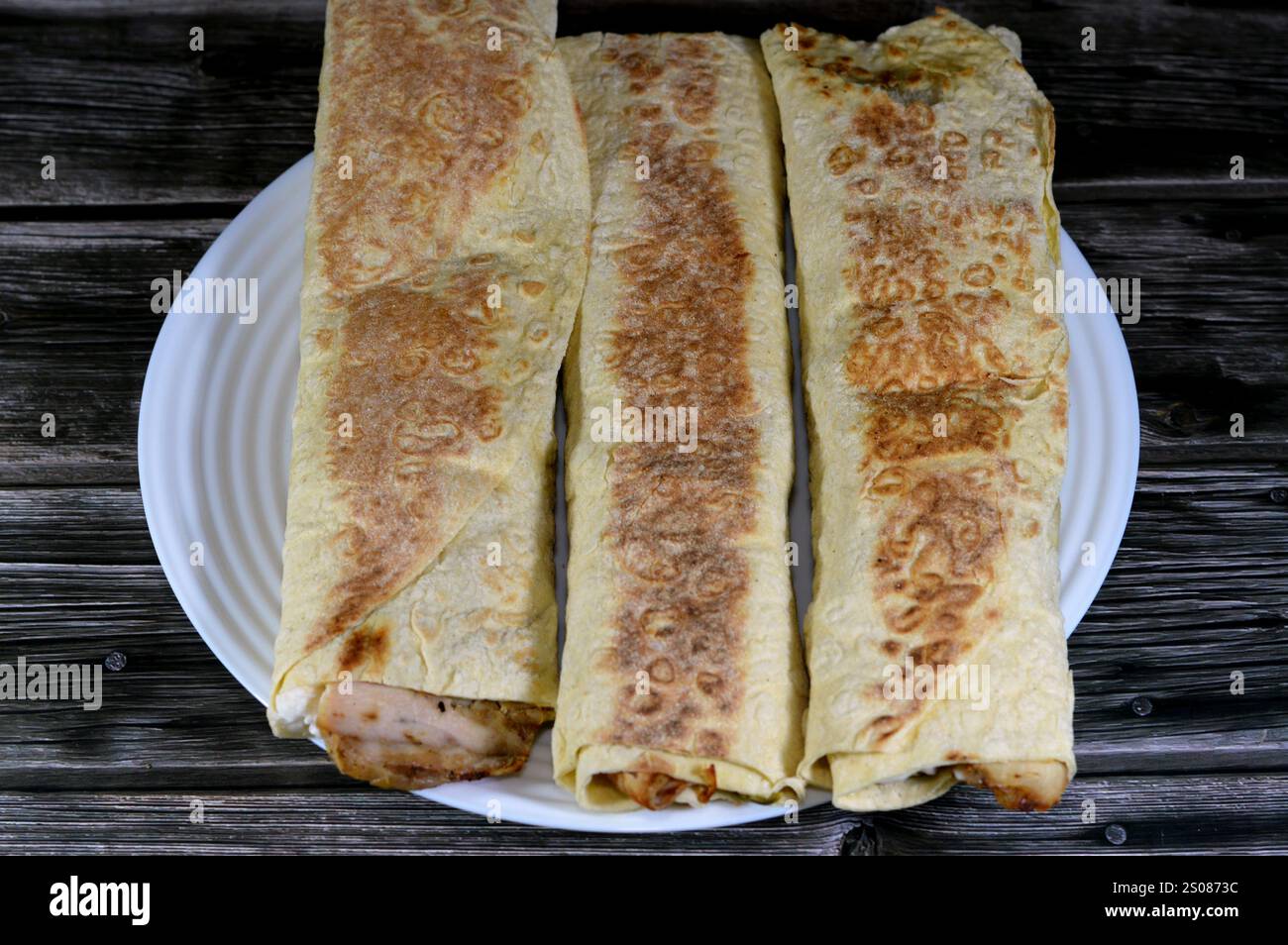 Syrian recipe cuisine Shawarmas, chicken shawerma or shawarma tortilla ...