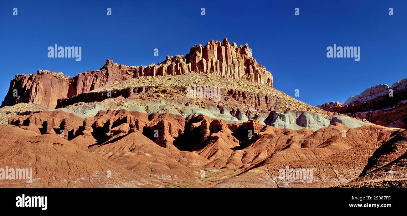 The Castle summit, Wingate Sandstone over Chinle Formation and Moencopi ...