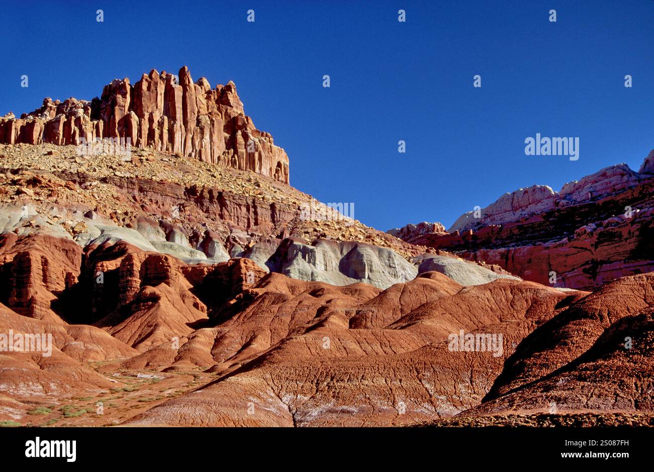 The Castle summit, Wingate Sandstone over Chinle Formation and Moencopi ...