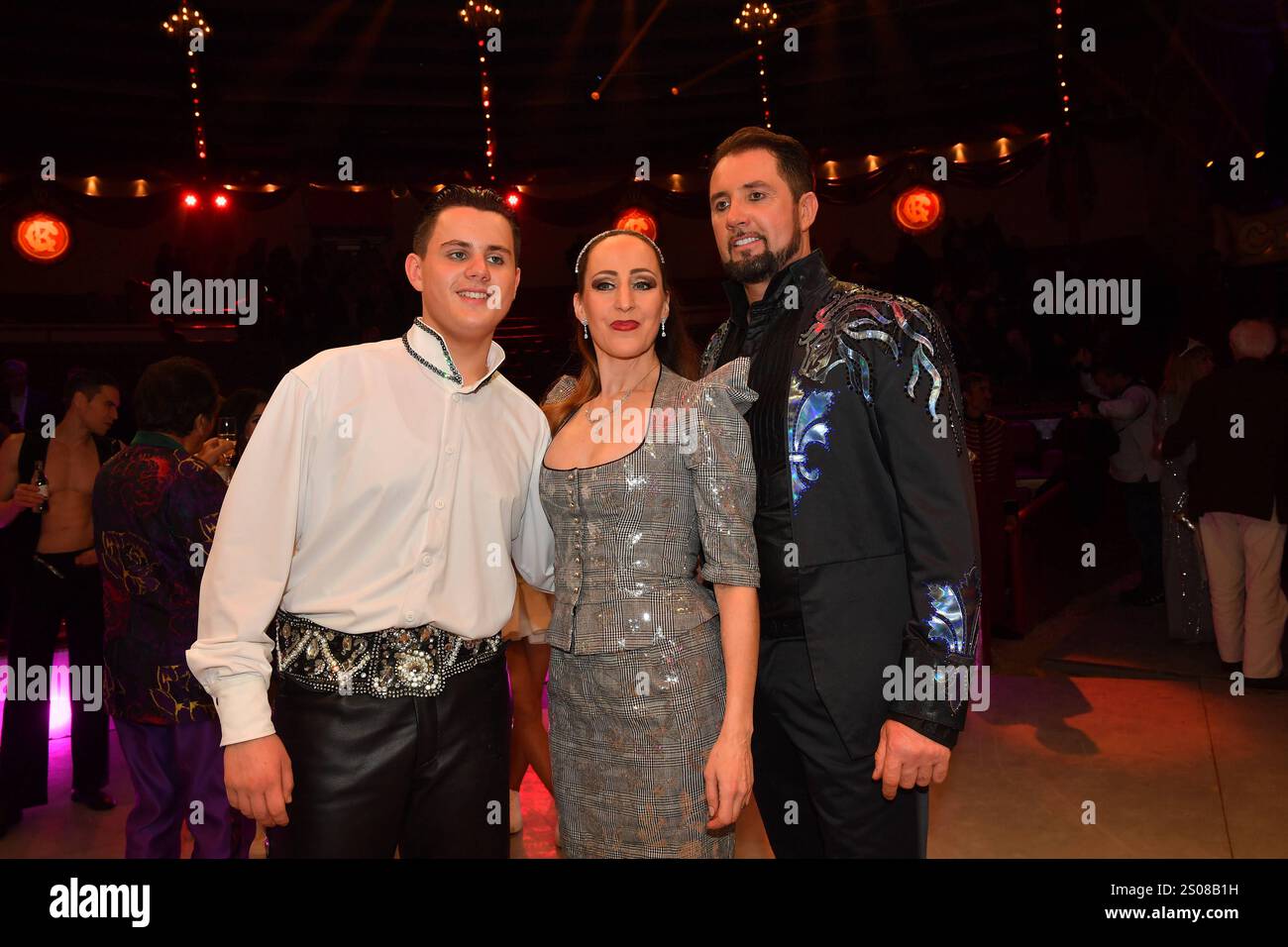 Alexis Lacey-Krone, Jana Mandana Lacey-Krone und Martin Lacey jr ...