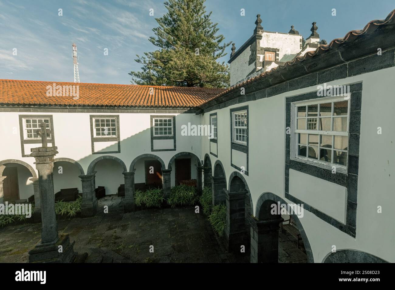 Internal yard of Pousada do Pico Youth Hostel made in the old Monastery ...