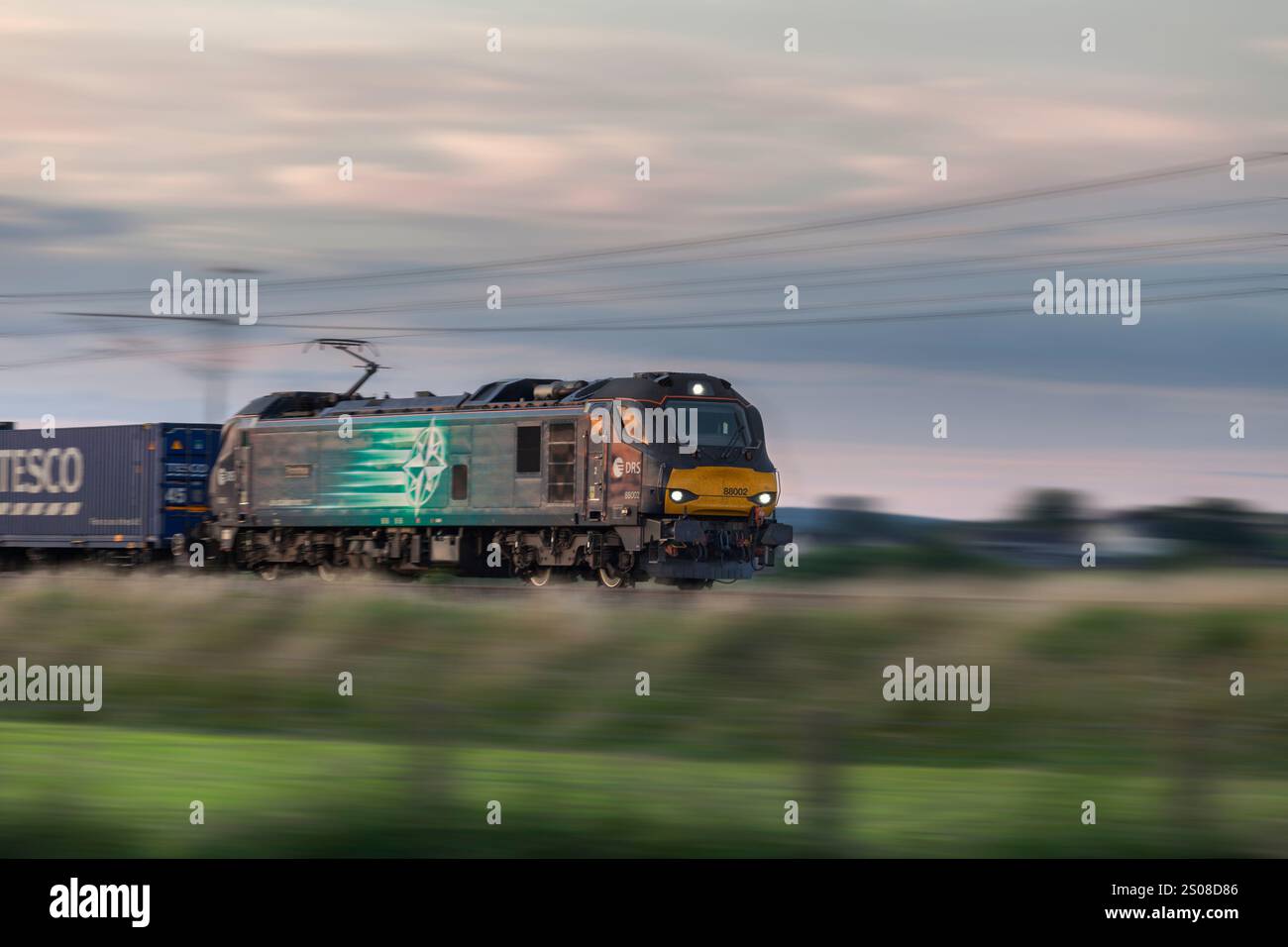Direct rail Services Class 88 locomotive hauling a Mossend Euro ...