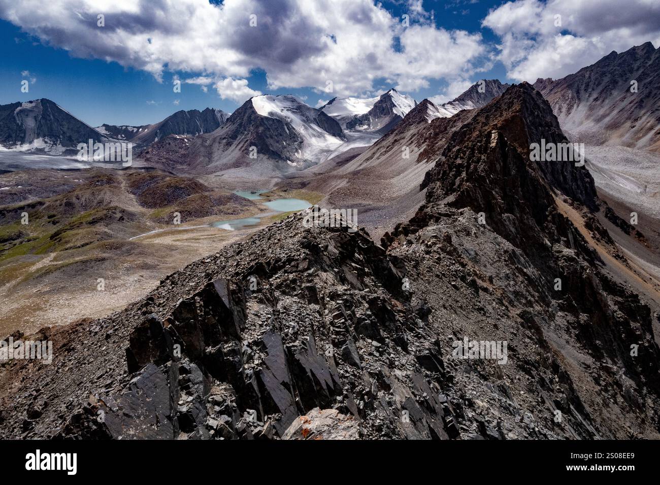 Alay loop hi-res stock photography and images - Alamy