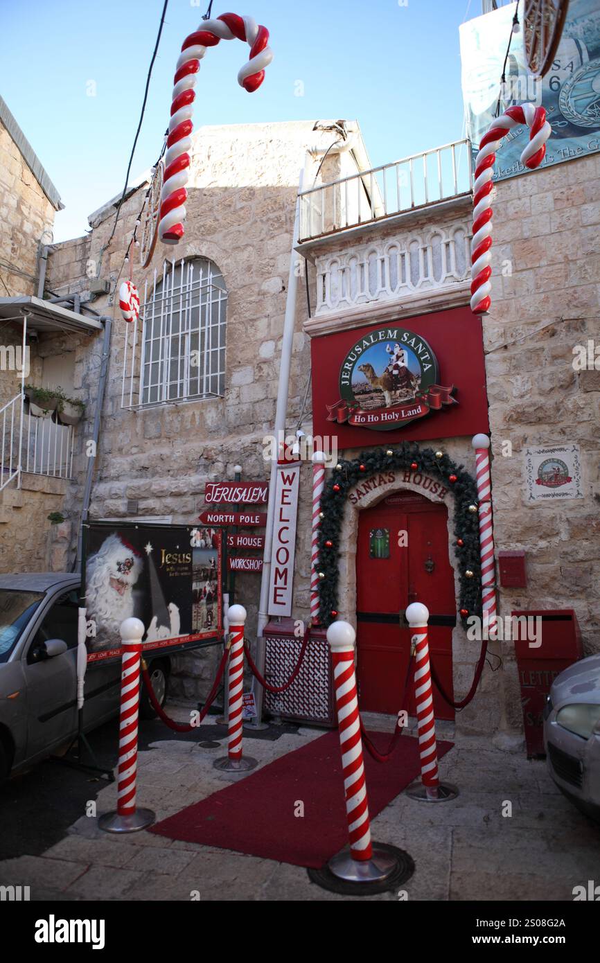 Christmas decorations, store front of the Jerusalem Santa, Santa's ...