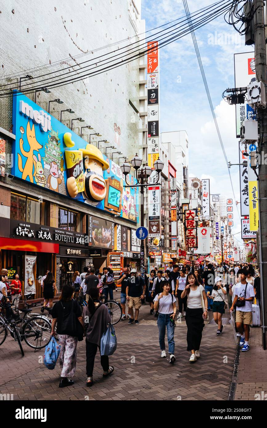 OSAKA, JAPAN - SEPTEMBER 24 2024: Osaka's famous Dotonbori area with ...