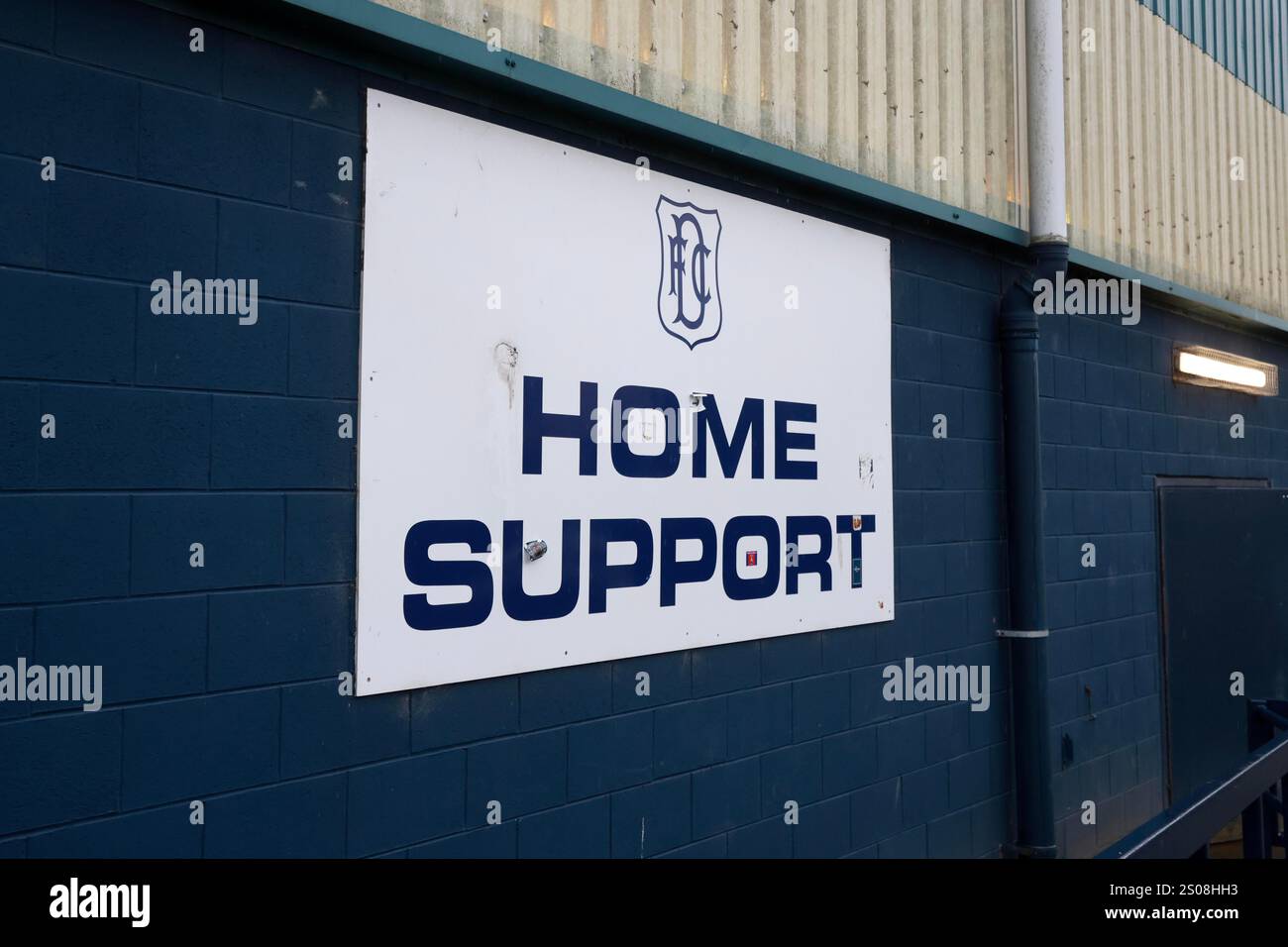 Dens Park, Dundee, UK. 26th Dec, 2024. Scottish Premiership Football ...