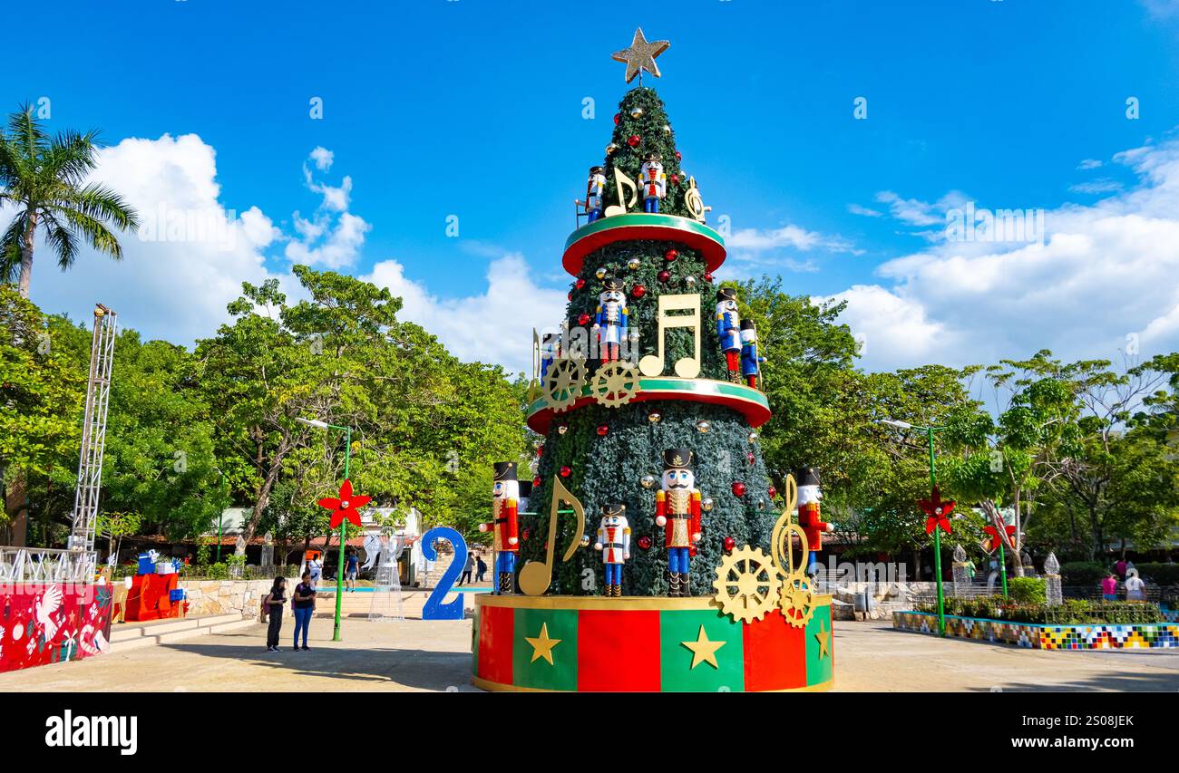 Palenque, Chiapas, Mexico, Parque Central Palenque with Christmas ...