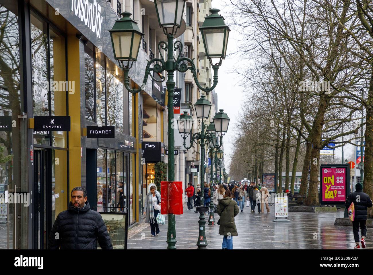 Brussels, Belgium. 26th Dec, 2024. People walk through the Avenue de la ...