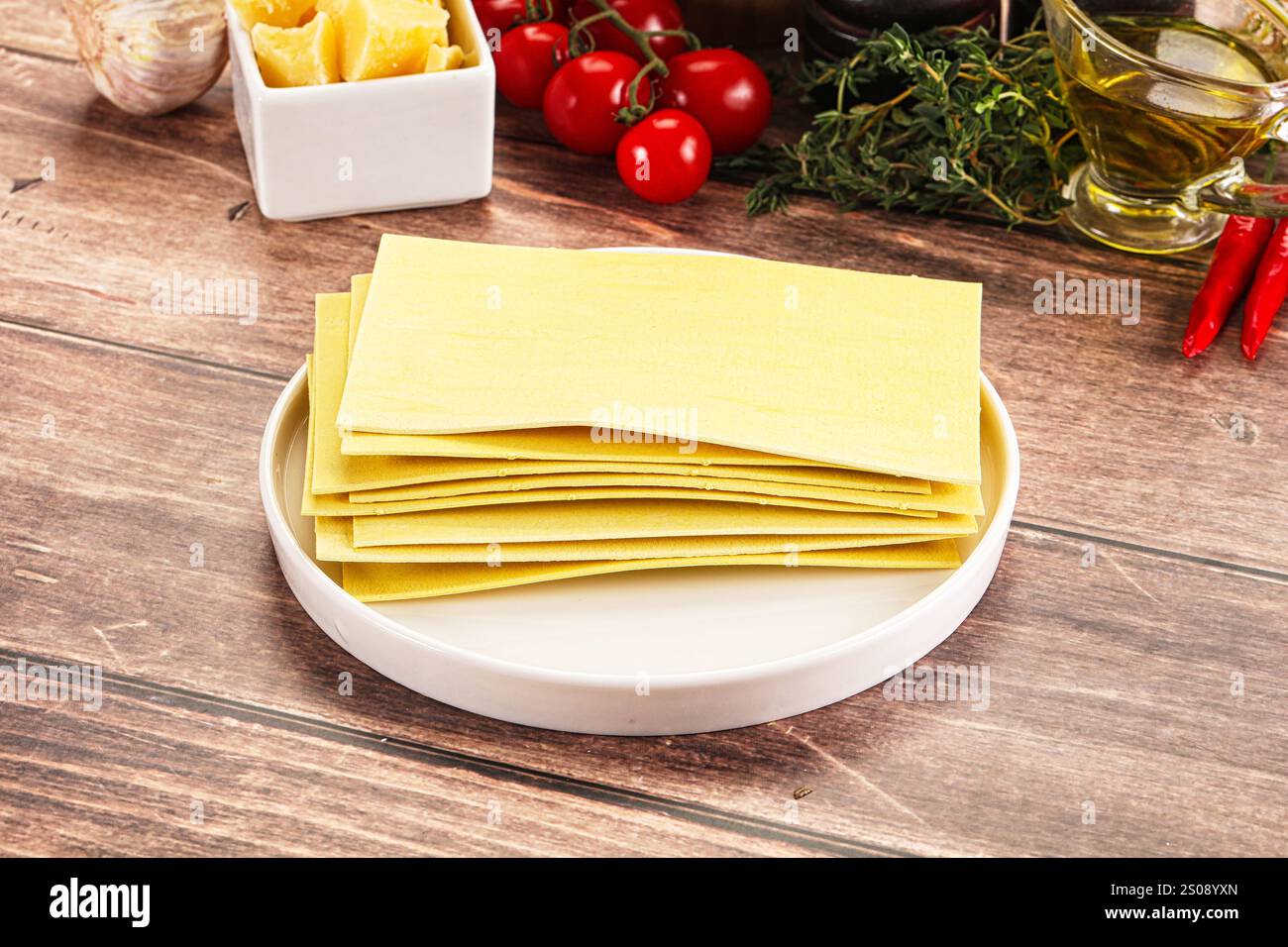 Italian cuisine - dry lasagna sheets for cooking Stock Photo - Alamy