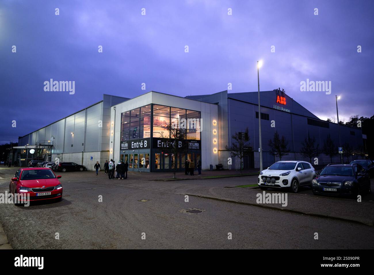 241226 ABB Arena inför bandymatchen i Elitserien mellan Västerås och ...