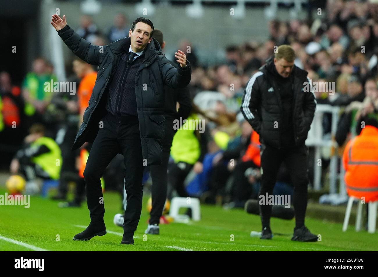 Aston Villa manager Unai Emery (left) on the touchline during the ...