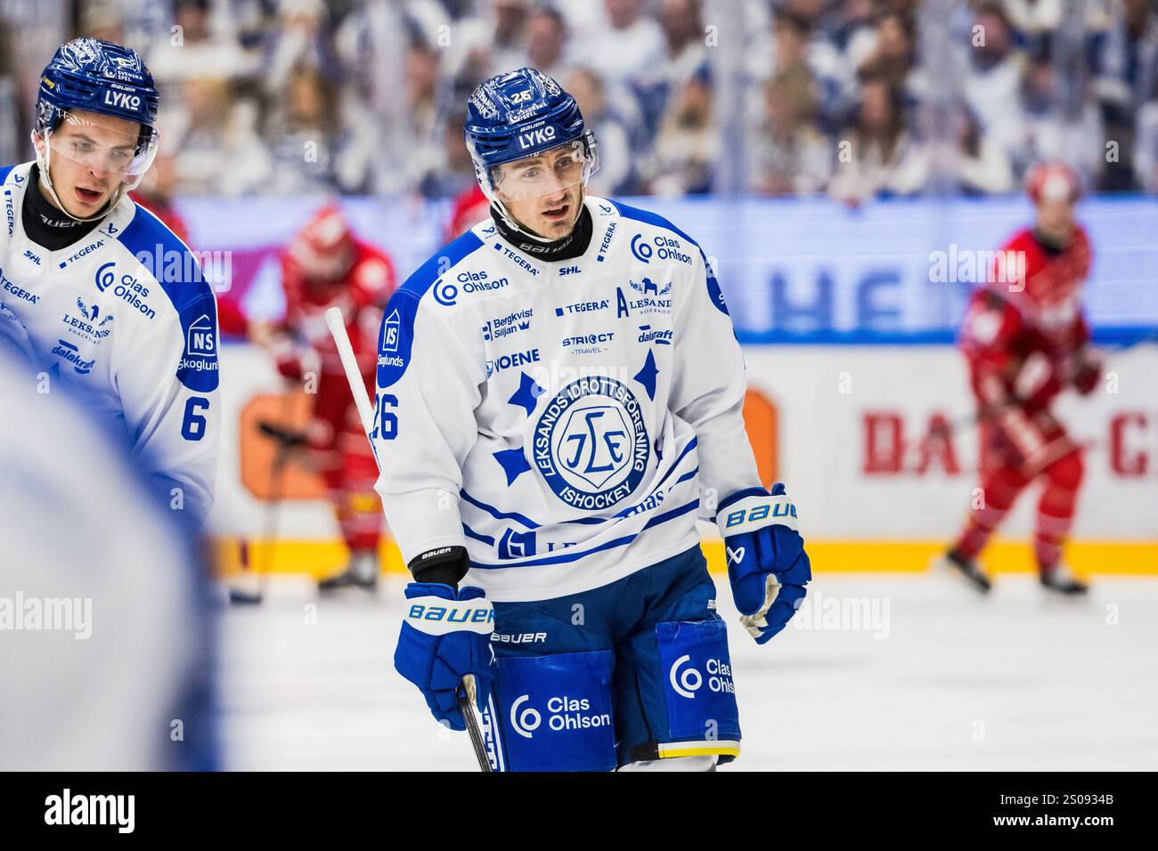 Leksand, Sverige. 26th Dec, 2024. 241226 Leksands Patrik Norén deppar efter 0-2 under ...