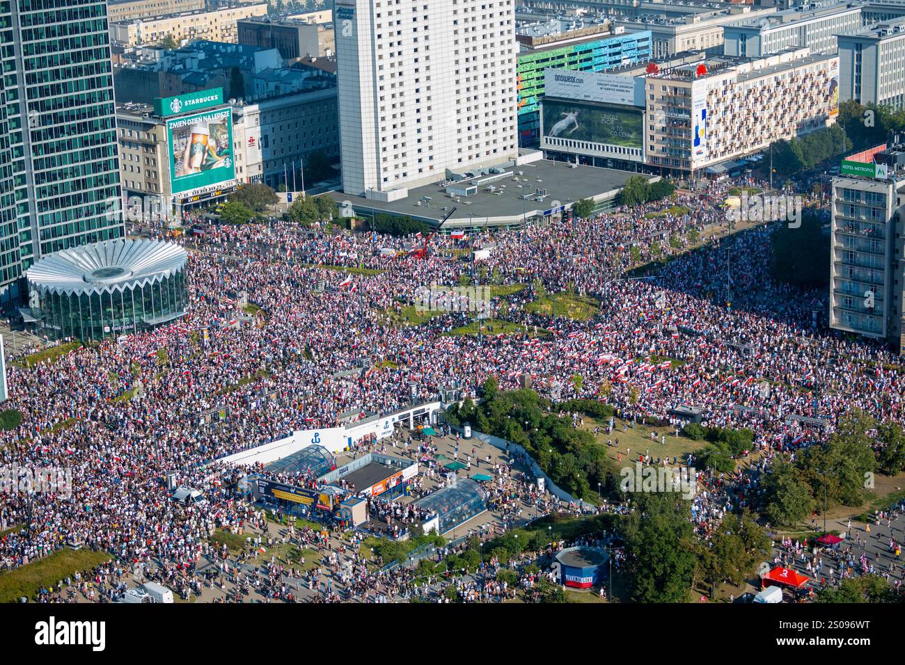 Polish uprising history hi-res stock photography and images - Alamy