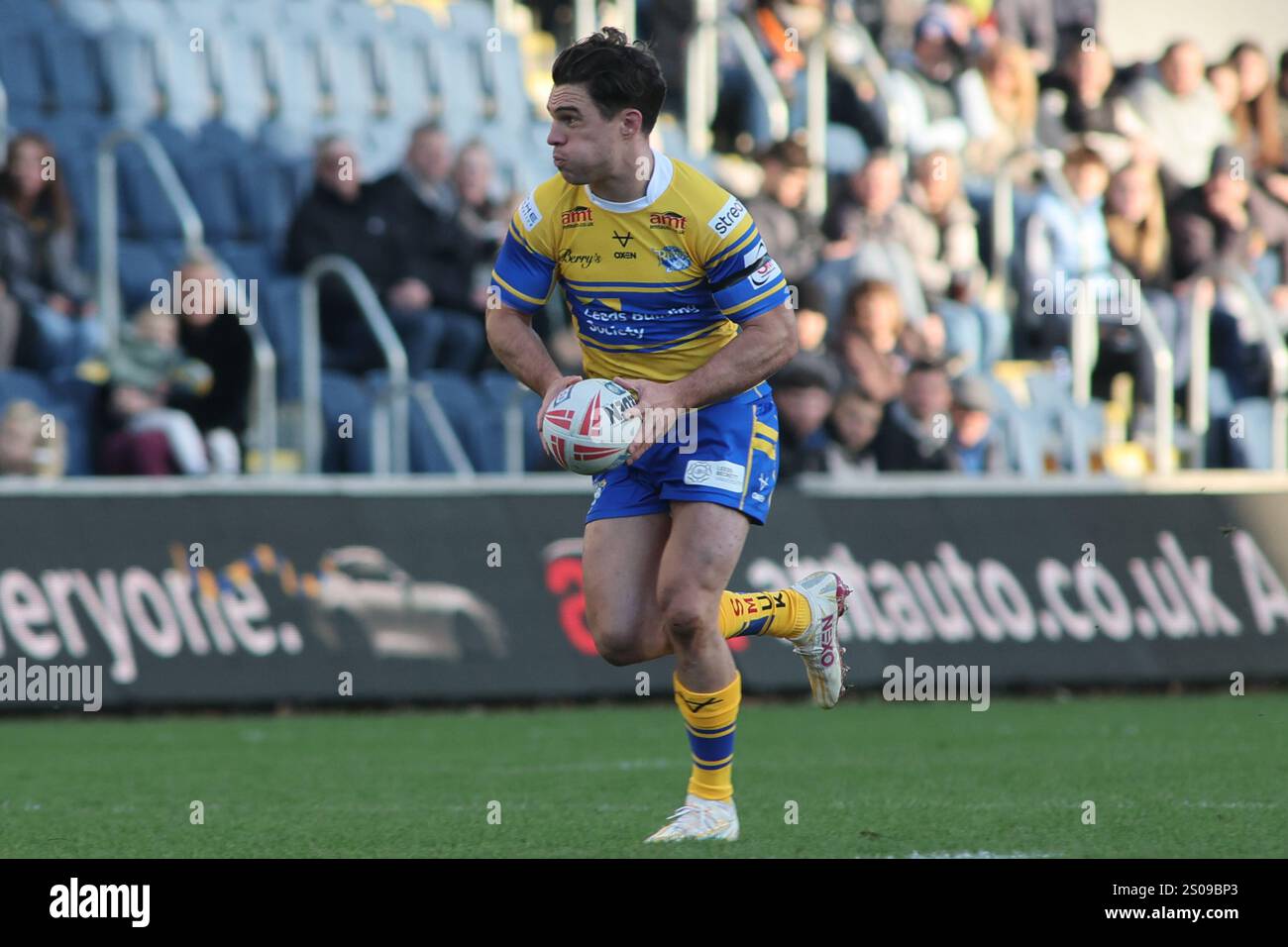 Leeds, UK. 26th Dec, 2024. AMT Headingley Rugby Stadium, Leeds, West ...