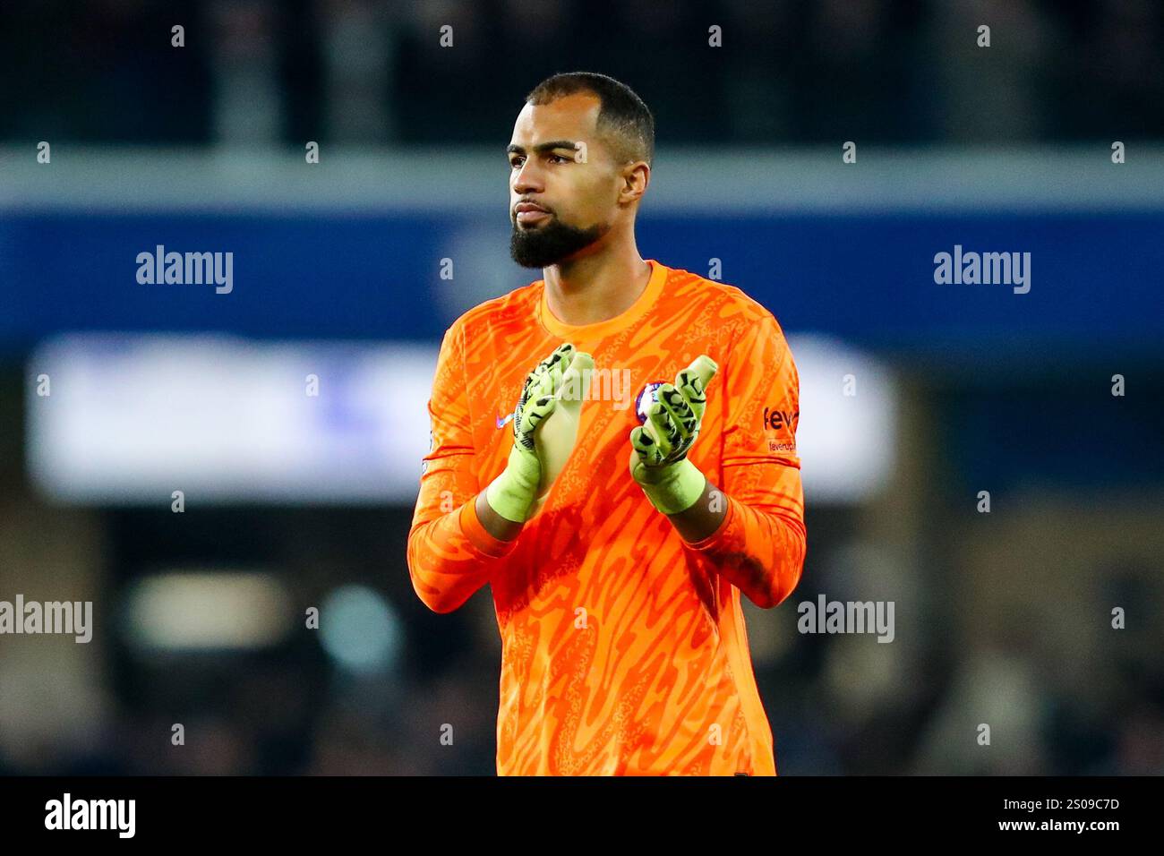 London, UK. 26th Dec, 2024. Robert Sanchez of Chelsea acknowledges the ...