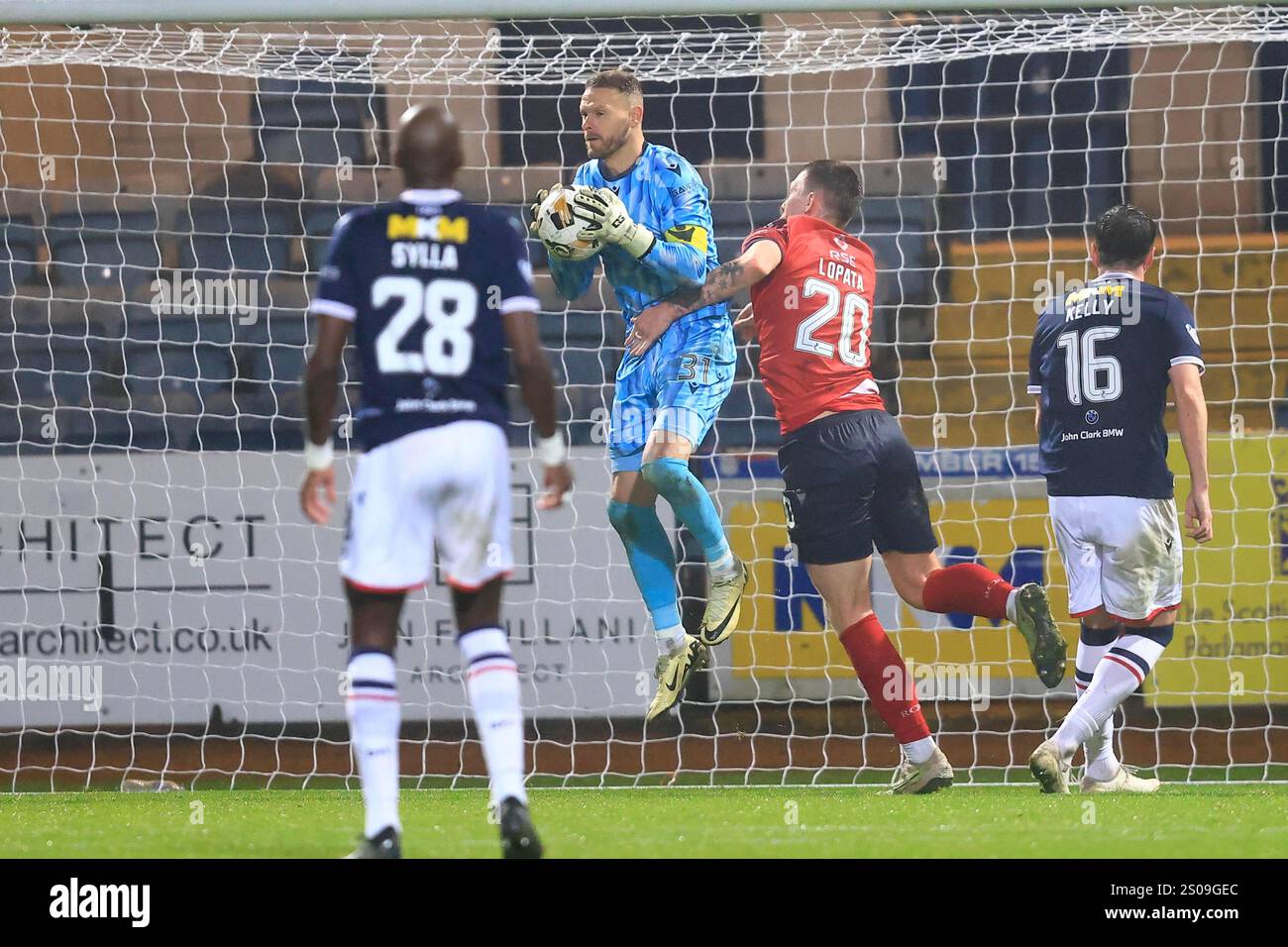 Dens Park, Dundee, UK. 26th Dec, 2024. Scottish Premiership Football ...