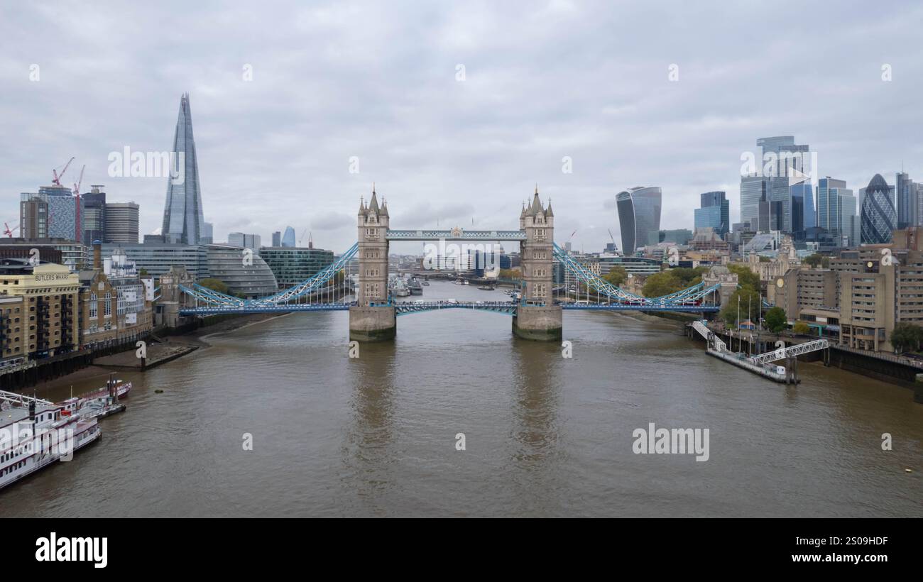 Aerial tower bridge london view hi-res stock photography and images - Alamy