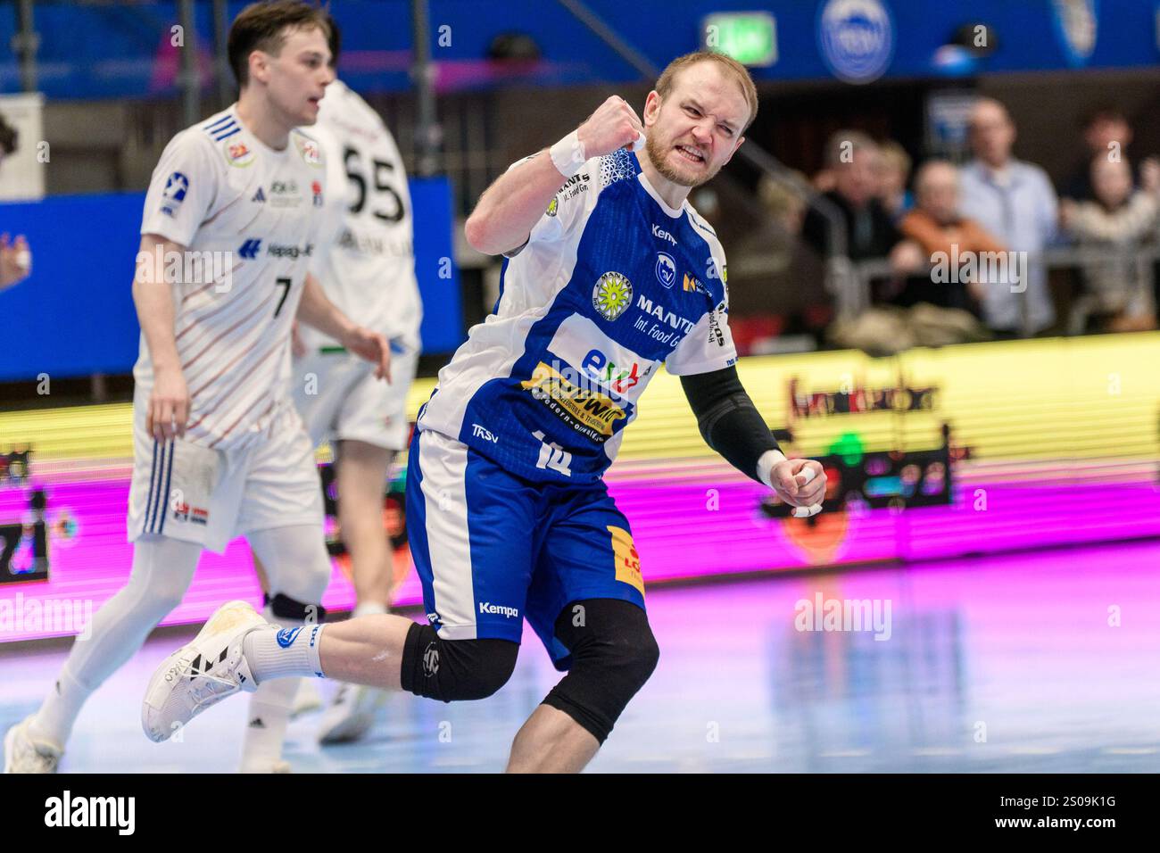 Peter Walz (ThSV Eisenach, #14) GER, Thueringen, ThSV Eisenach gegen HSV Hamburg, Handball ...