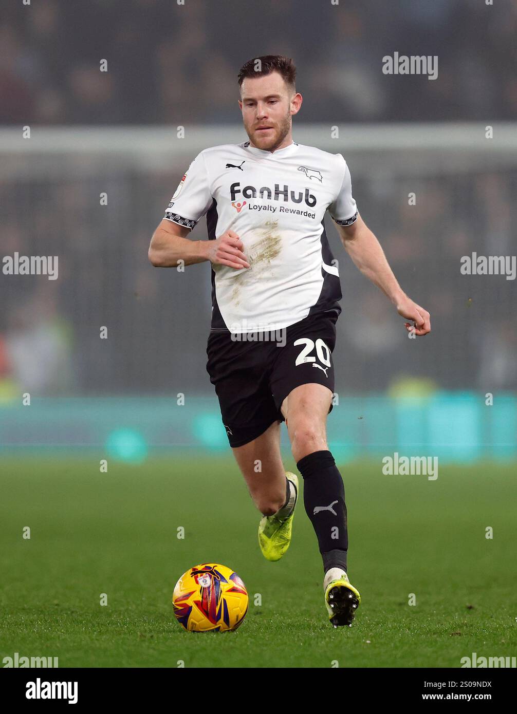 Derby County's Callum Elder during the Sky Bet Championship match at ...