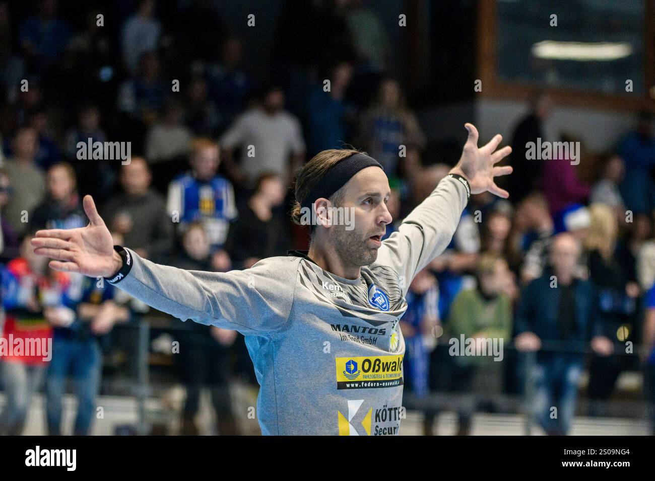 Eisenach, Deutschland. 26th Dec, 2024. Silvio Heinevetter (ThSV Eisenach, #12) GER, Thueringen ...