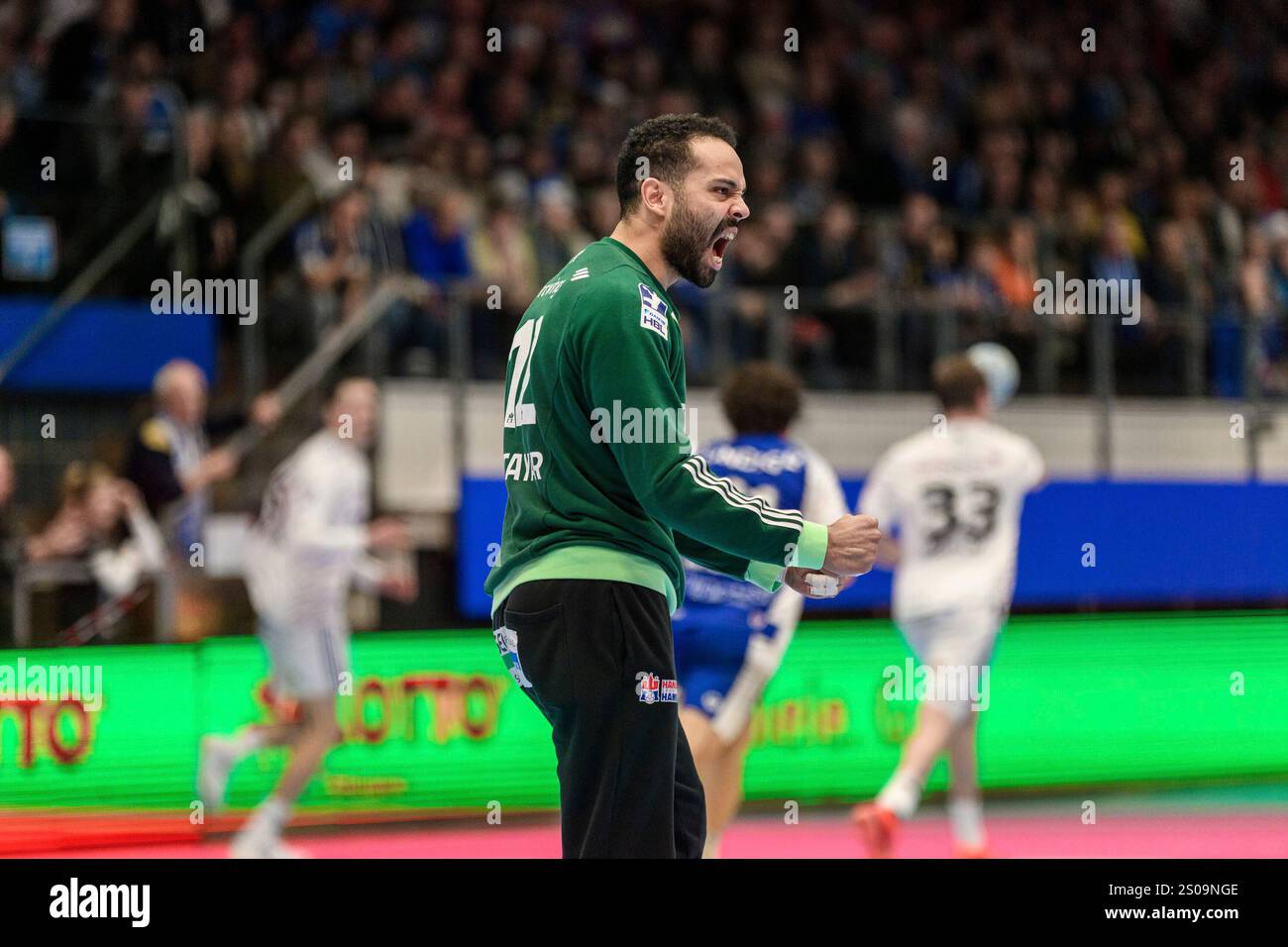 Eisenach, Deutschland. 26th Dec, 2024. Mohamed El-Tayar (TW, HSV Hamburg, #12) GER, Thueringen ...