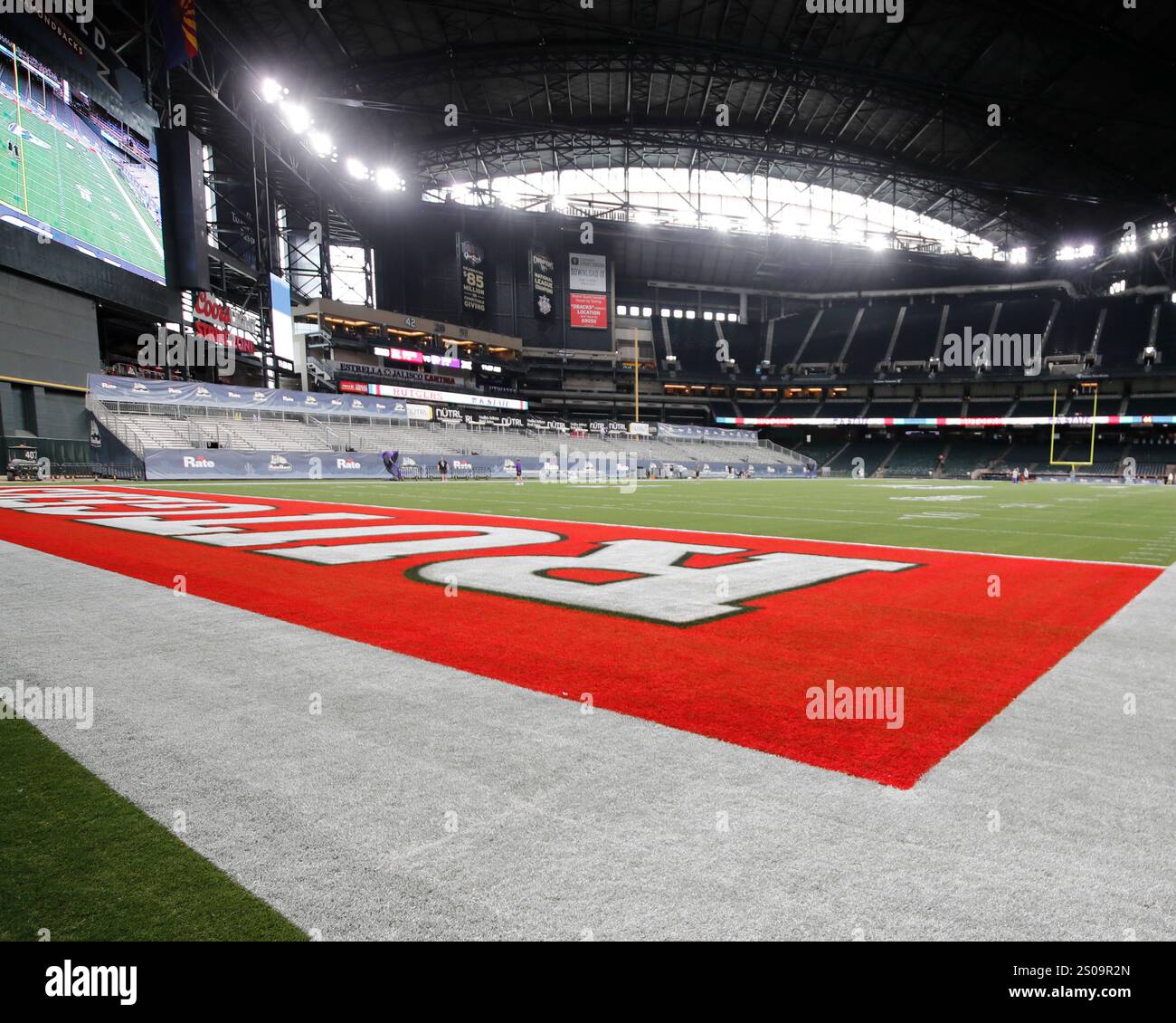 Phoenix, Arizona, USA. 26th Dec, 2024. during the Rate Bowl game ...