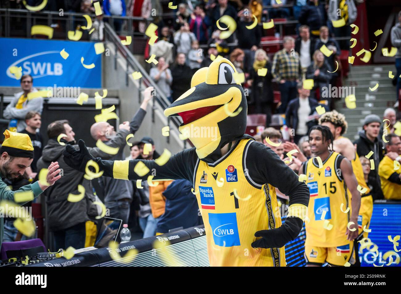 Ludwigsburg, Deutschland. 26th Dec, 2024. Maskottchen LURCHI/GER, MHP ...