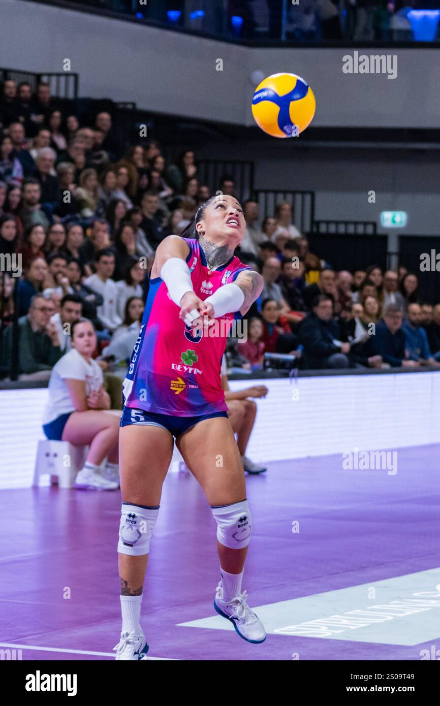 Florence, Italy. 26th Dec, 2024. Brenda Castillo (Savino Del Bene ...