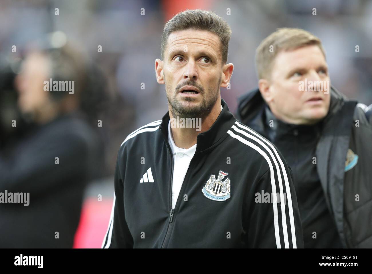 Assistant Manager of Newcastle, Jason Tindall - Newcastle United v ...