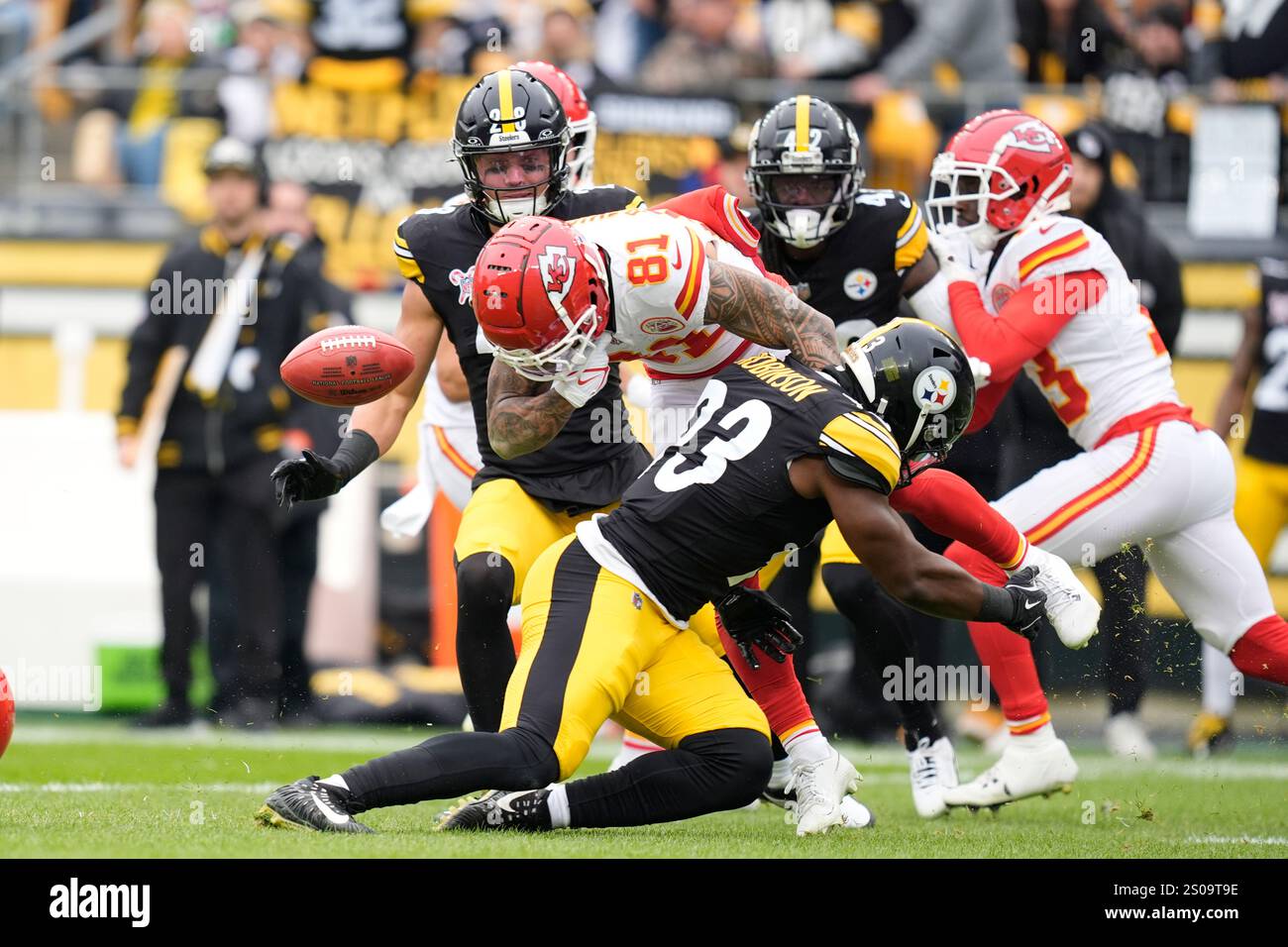 Pittsburgh, Pa, USA. 25th Dec, 2024. December 25, 2024: Nikko Remigio ...