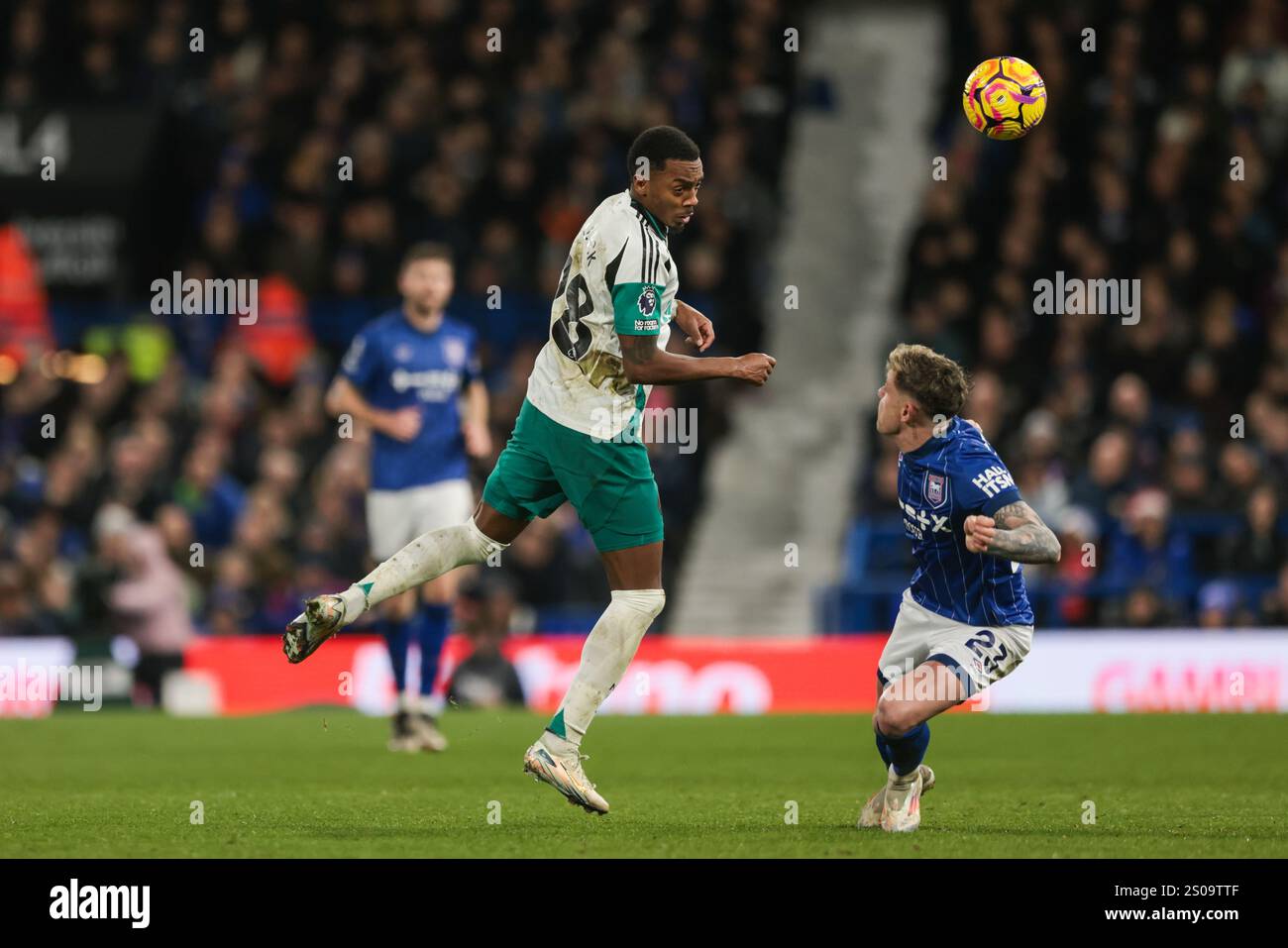Joe Willock of Newcastle United and Sam Szmodics of Ipswich Town ...