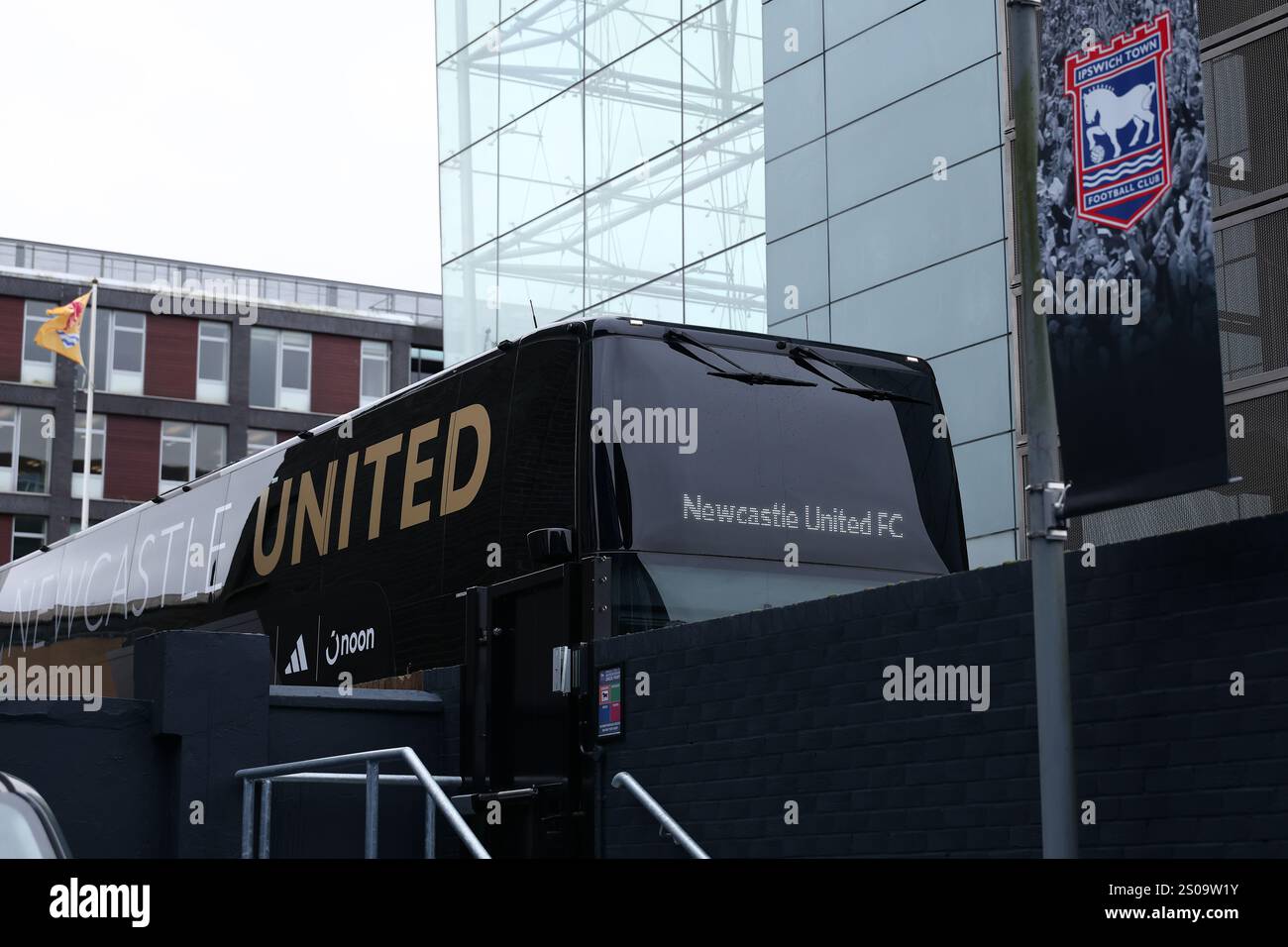 Newcastle United team bus - Ipswich Town v Newcastle United, Premier ...