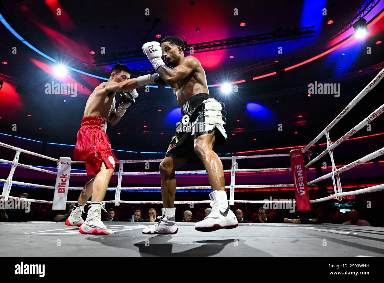 Bern, Berner Kursaal Arena, Boxing Day, Angelo Pena of, Switzerland ...