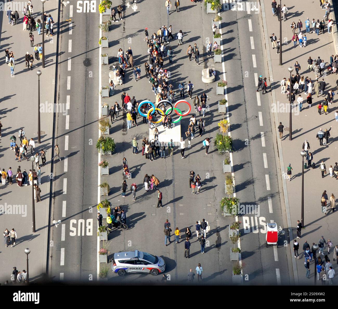 Lively crowd gathers around hi-res stock photography and images - Alamy