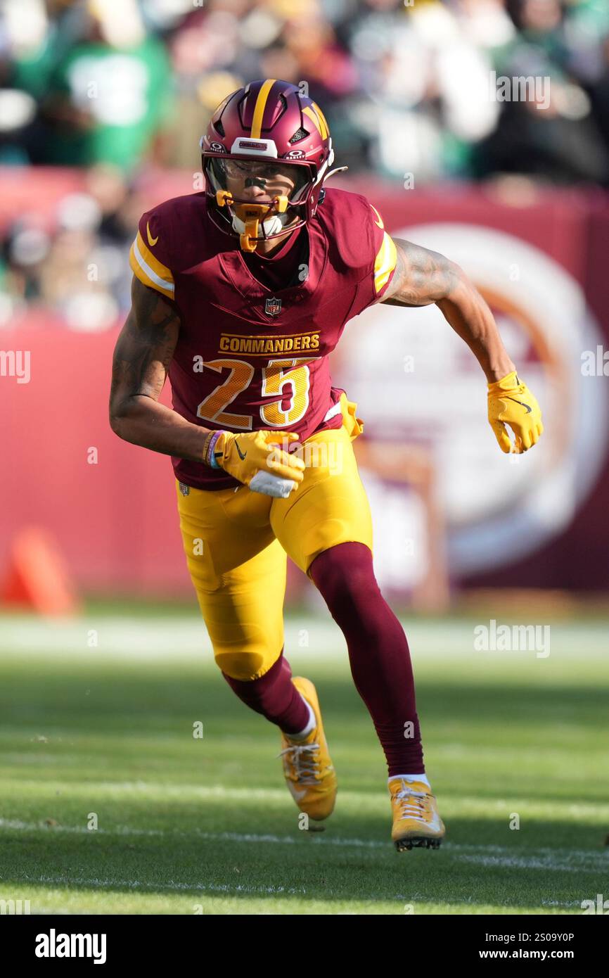 Washington Commanders cornerback Benjamin St-Juste (25) covers a kick ...