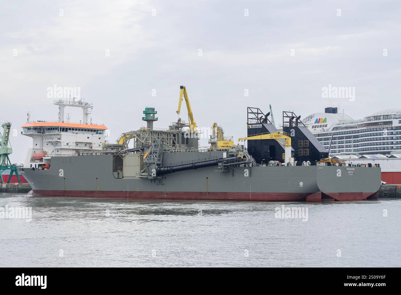 Le Havre, France - View on the pipe burying vessel ROCKPIPER arriving ...