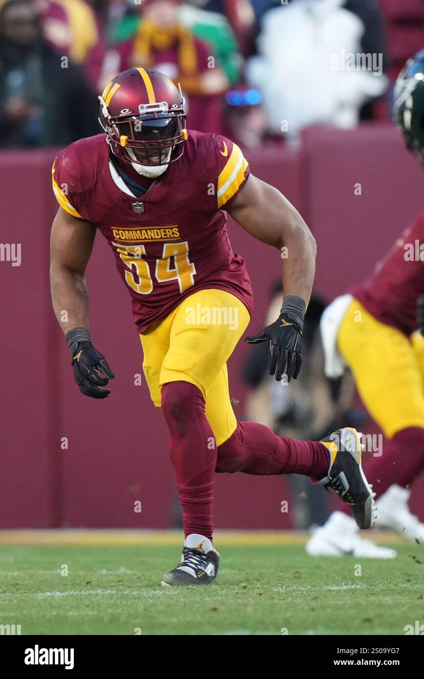 Washington Commanders linebacker Bobby Wagner (54) runs to cover a ...