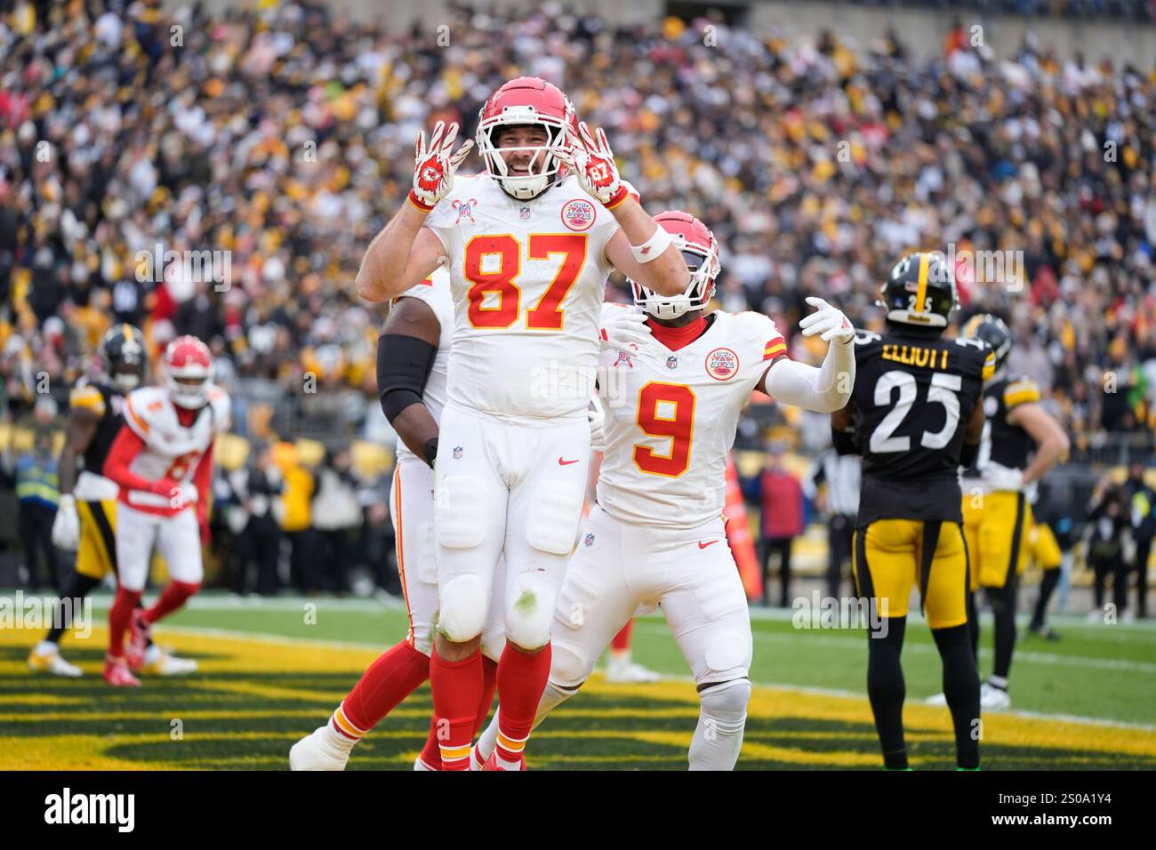 Pittsburgh, Pa, USA. 25th Dec, 2024. December 25, 2024: Travis Kelce ...