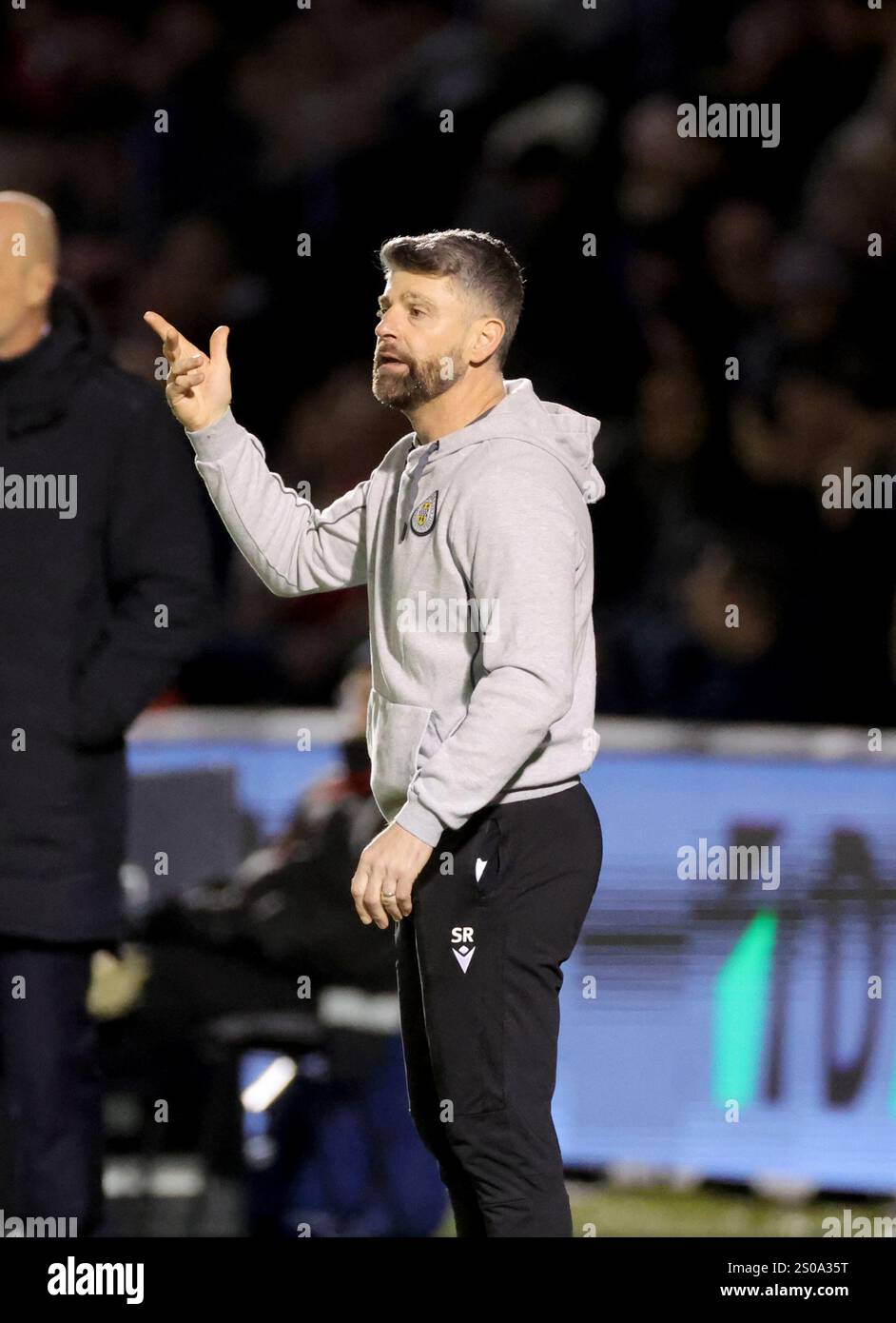 St Mirren manager Stephen Robinson during the William Hill Premiership ...
