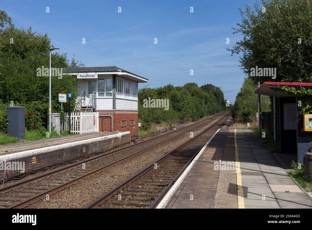 Type 15 signal box hi-res stock photography and images - Alamy