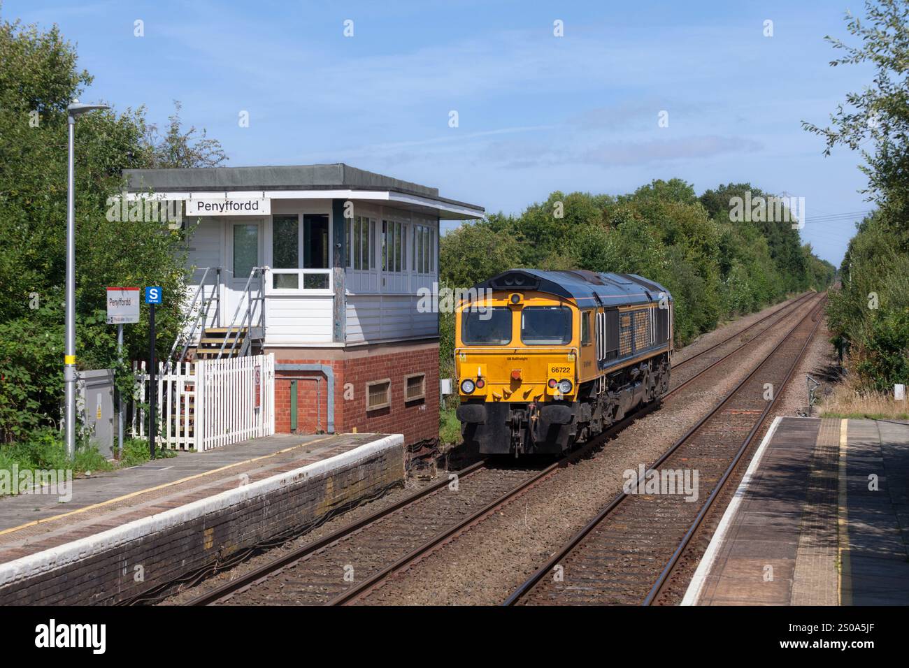 GB Railfreight class 66 diesel locomotive 66722 on the Borderlands ...