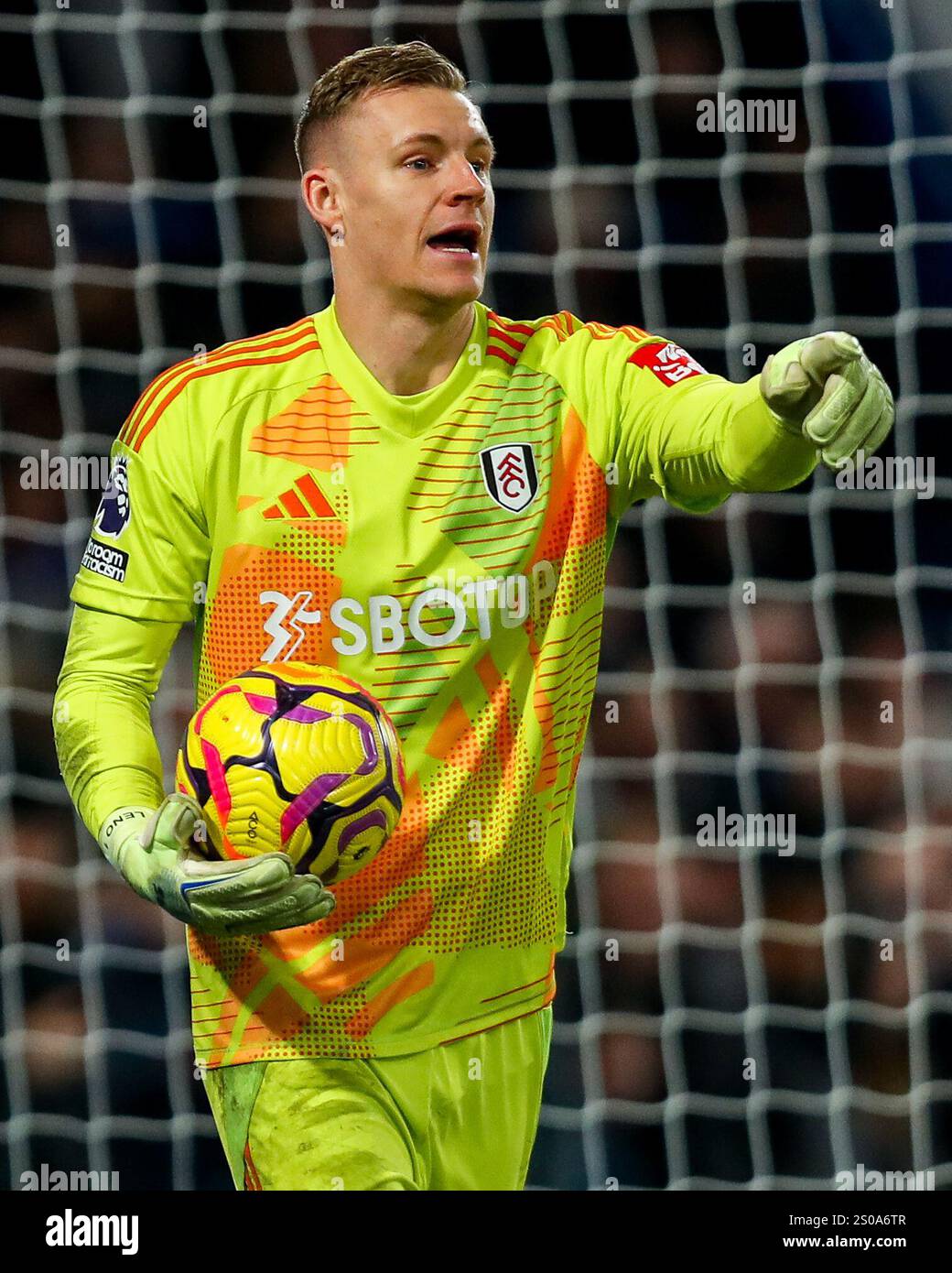 Bernd Leno of Fulham gives the team instructions during the Premier League match Chelsea vs ...