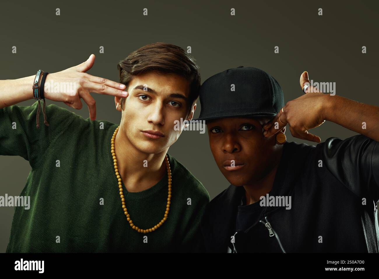 Posing with gun hip hop hi-res stock photography and images - Alamy